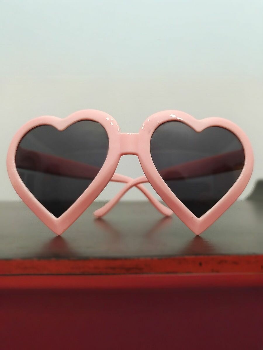 Очки сердечки розовые солнцезащитные шуточные пластиковая оправа