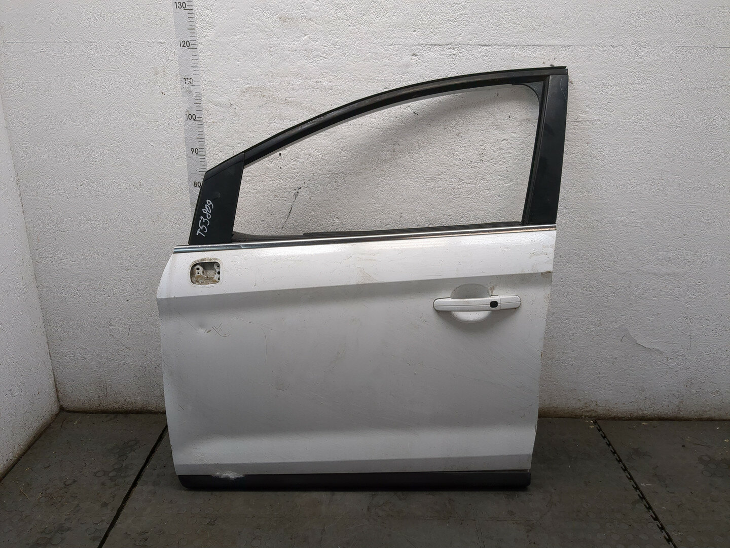 Дверь боковая (легковая) левая передняя Ford Kuga Б/У