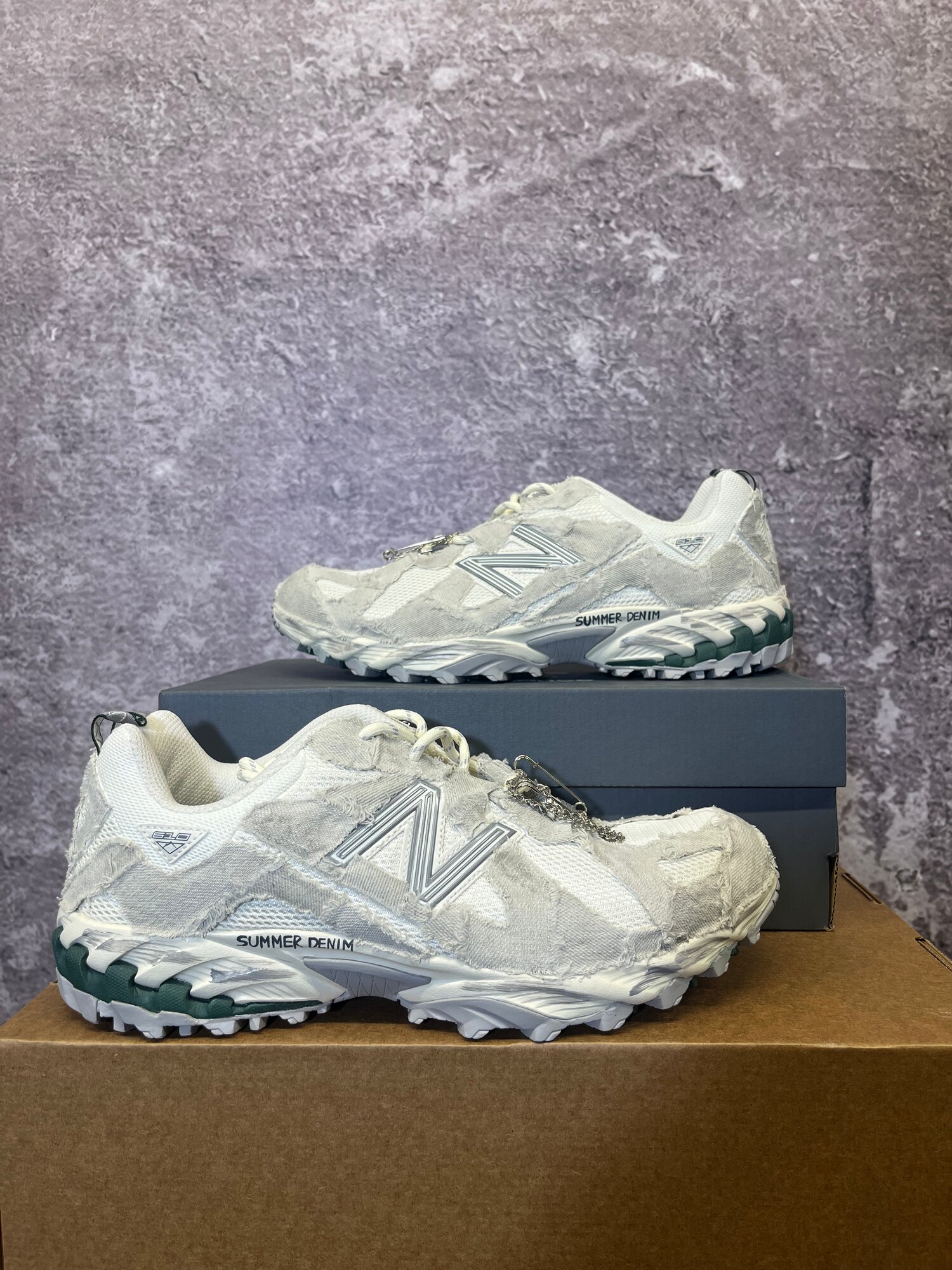 Кроссовки 610