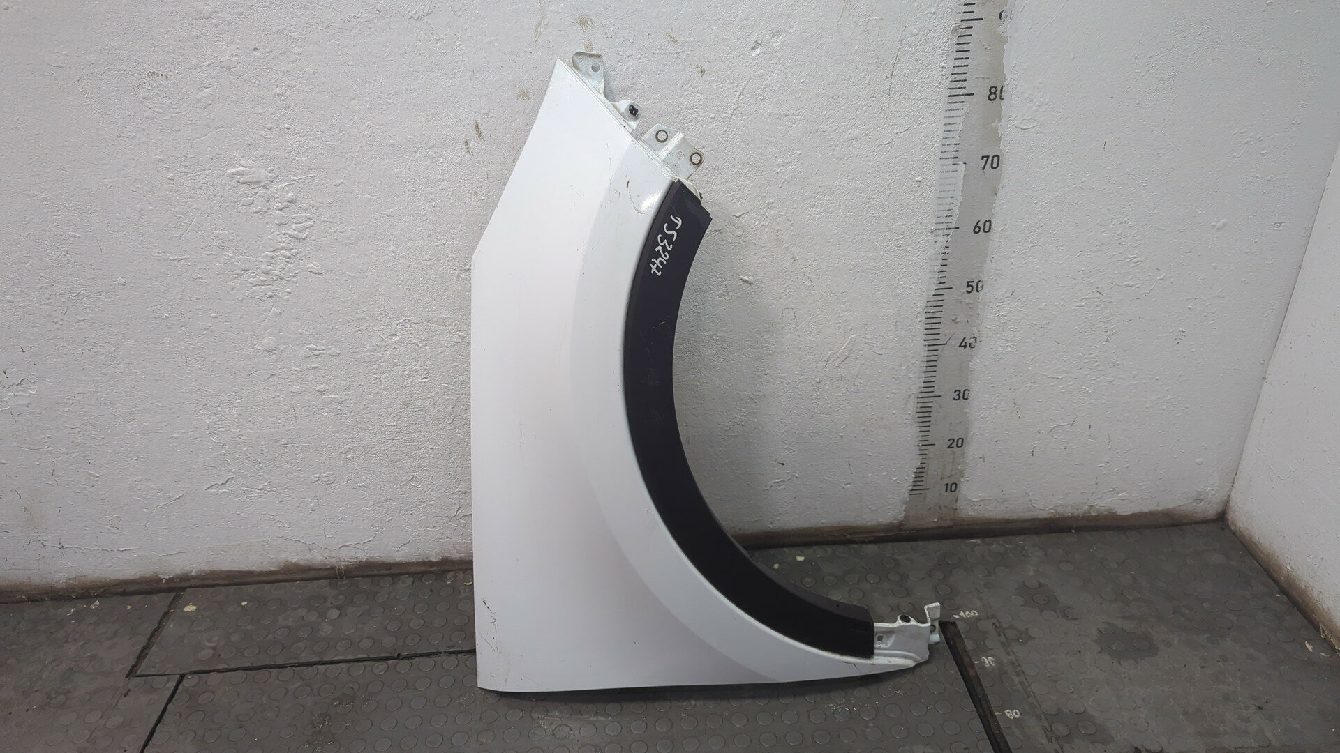 Крыло правое переднее КИА Sportage Б/У