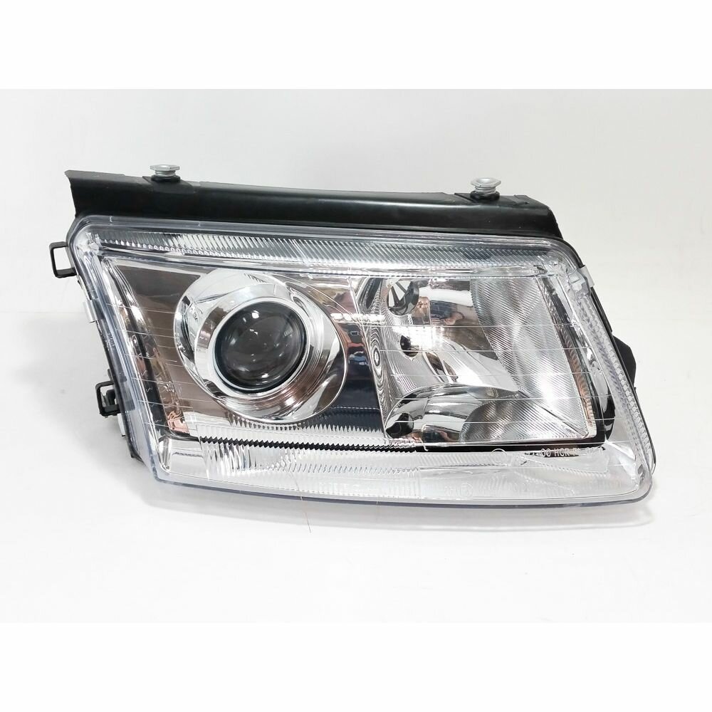 Фары автомобильные