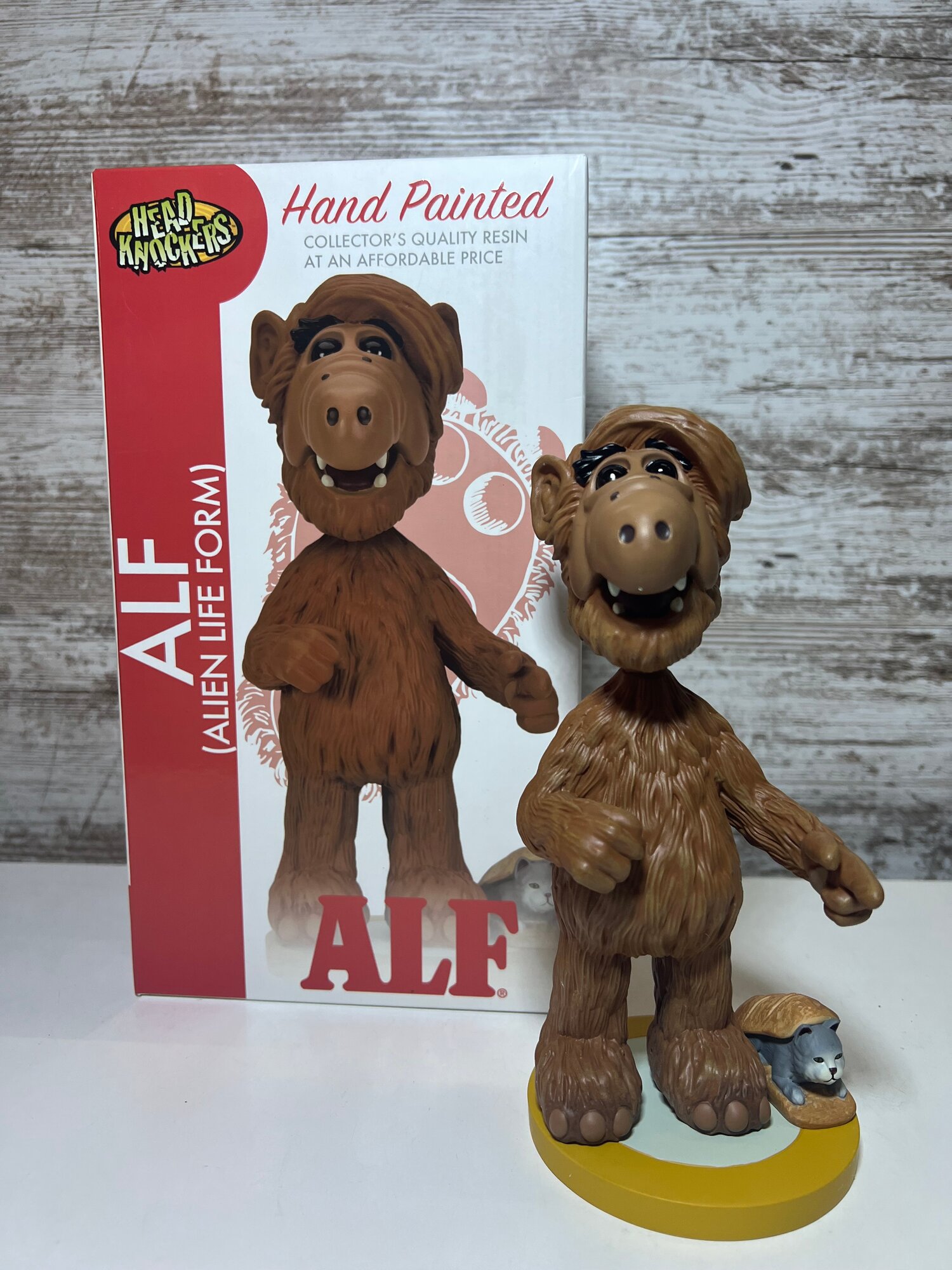 Фигурка Альфа, Alf ( Alien Life Form), Head Knockers Hand Painted, 20 см от Neca