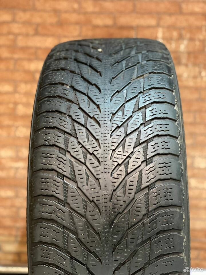 Nokian Tyres Hakkapeliitta R3 SUV 255/45 R20