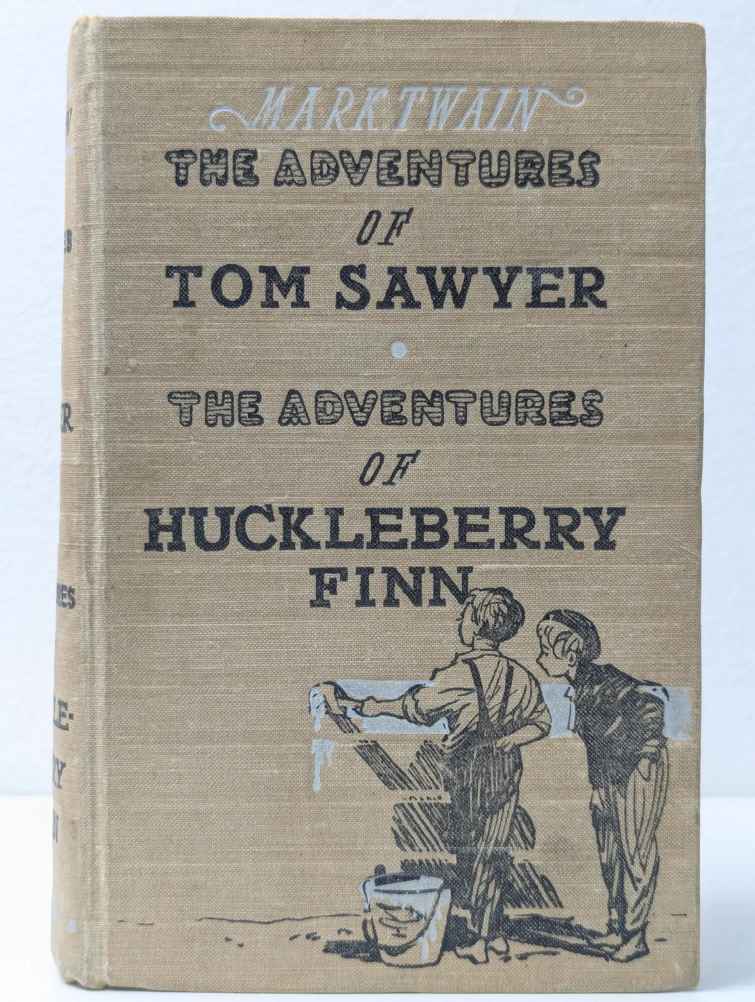The Adventures of Tom Sawyer. The Adventures of Huckleberry Finn Twain Mark 1960