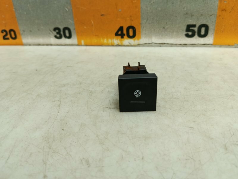 Б/У кнопка обогрева руля Кнопка Renault Arkana 2021 JC 431194 RENAULT арт. 251938021R