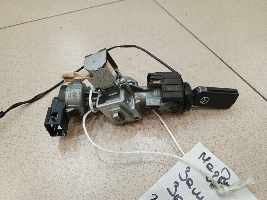 Замок зажигания от Mazda 3 bk 2003-2009