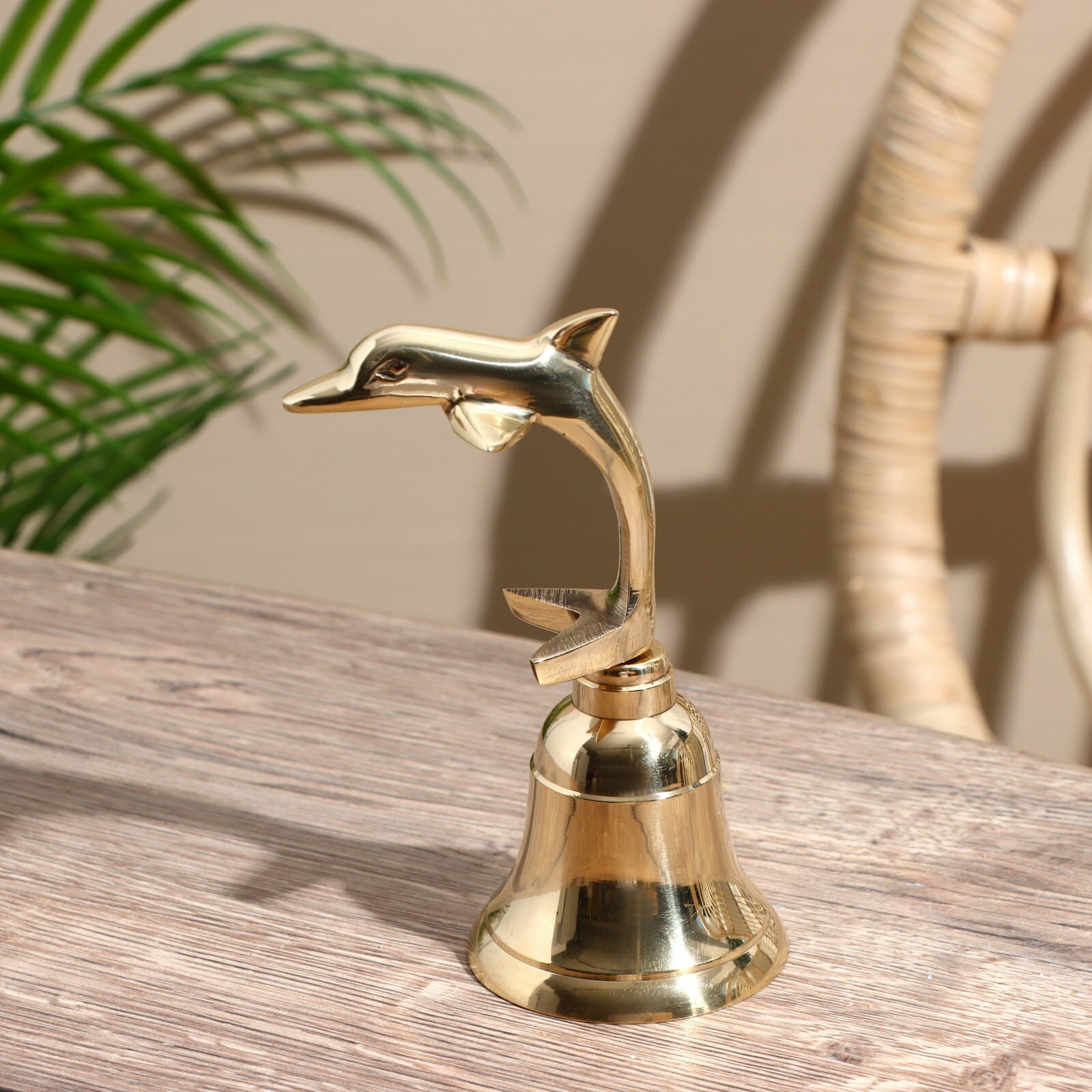 Колокольчик "Дельфин", 6x7.5x12.5 см, латунь, вид установки: настольный
