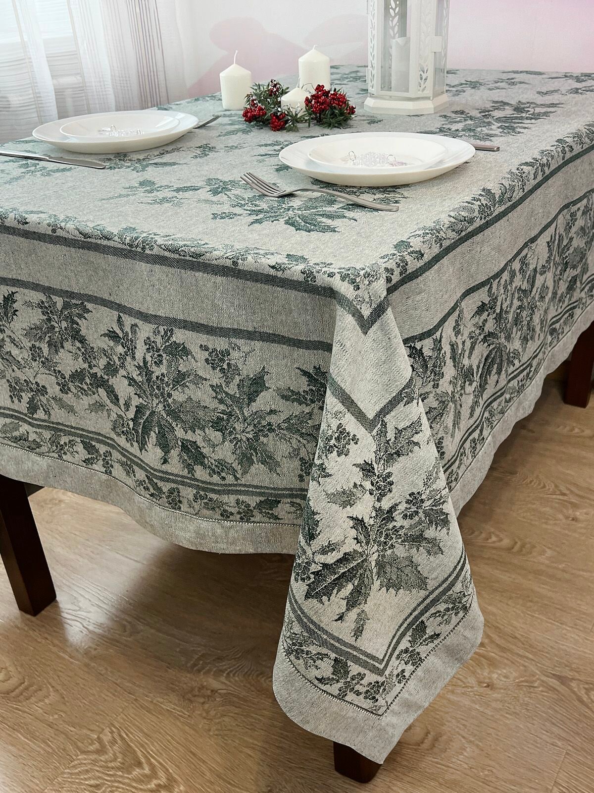 Скатерть жаккардовая "Остролист" 170х220, зеленый