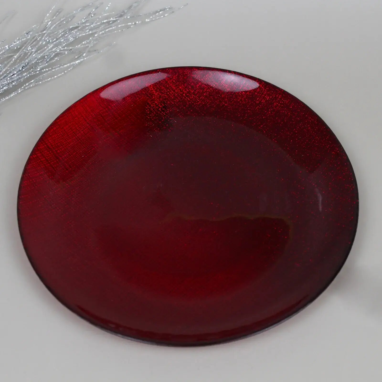 Тарелка 32см «Талисман», красная, стеклянная, гладкая, блестящая, для сервировки
