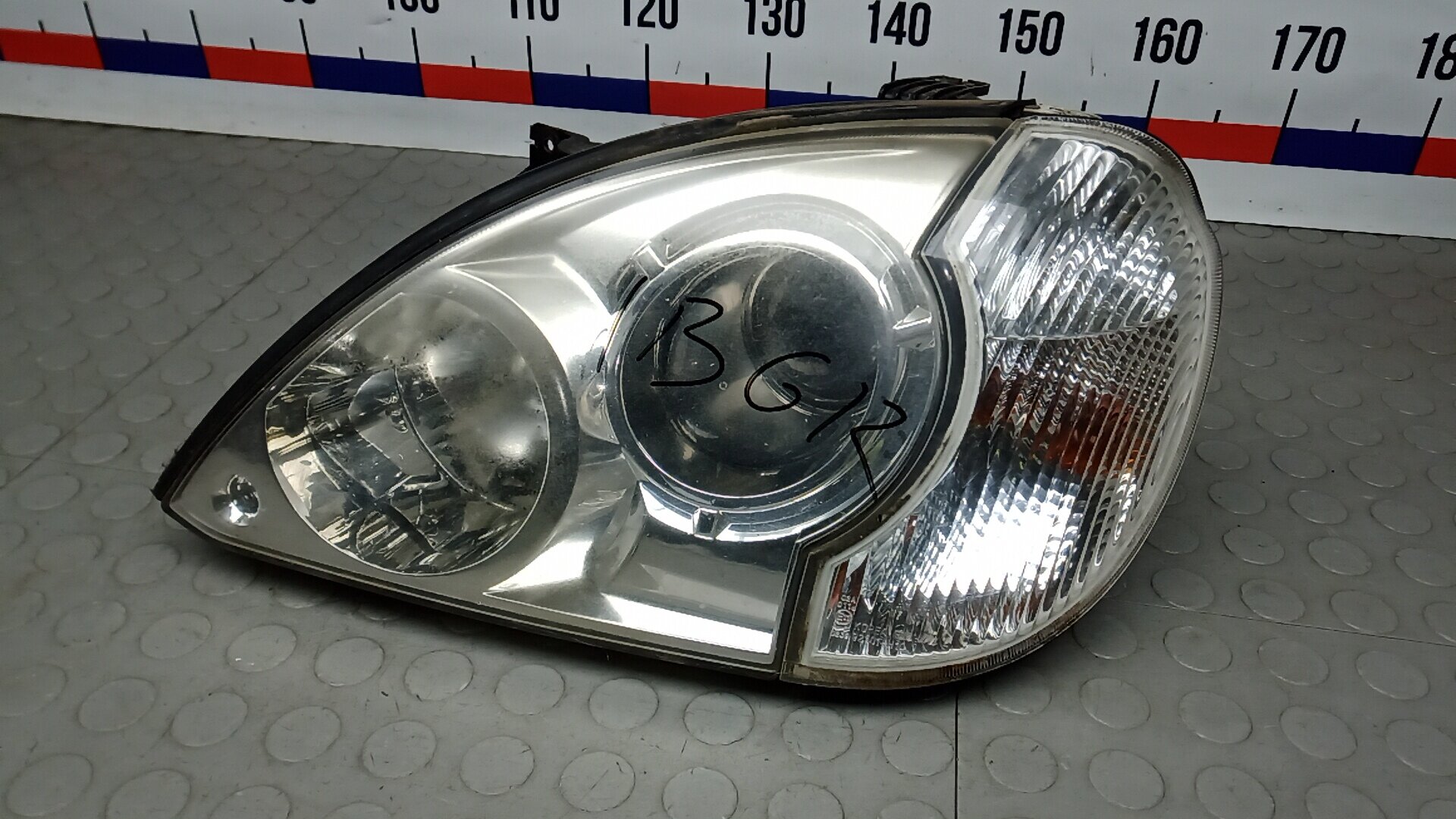 Фара левая HYUNDAI TERRACAN HP