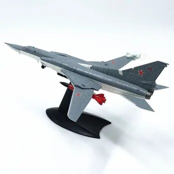 Российский бомбардировщик ТУ-22М3 1:144 Сплавная модель самолета