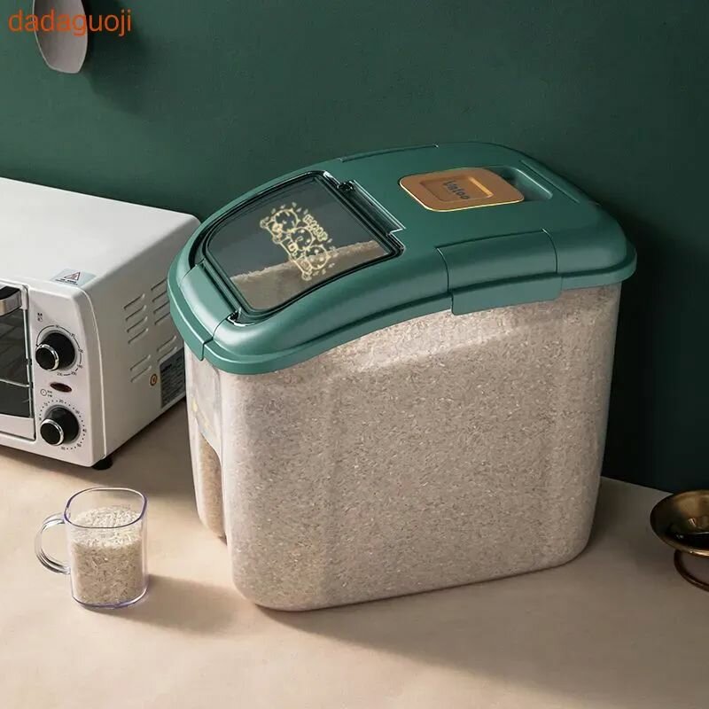 Контейнер для корма для домашних животных,30-литровый(oколо 15 кг) Темно-зеленый контейнер для корма домашних животных - большая емкость для хранения, доступная в магазине "магазин твоего друга"