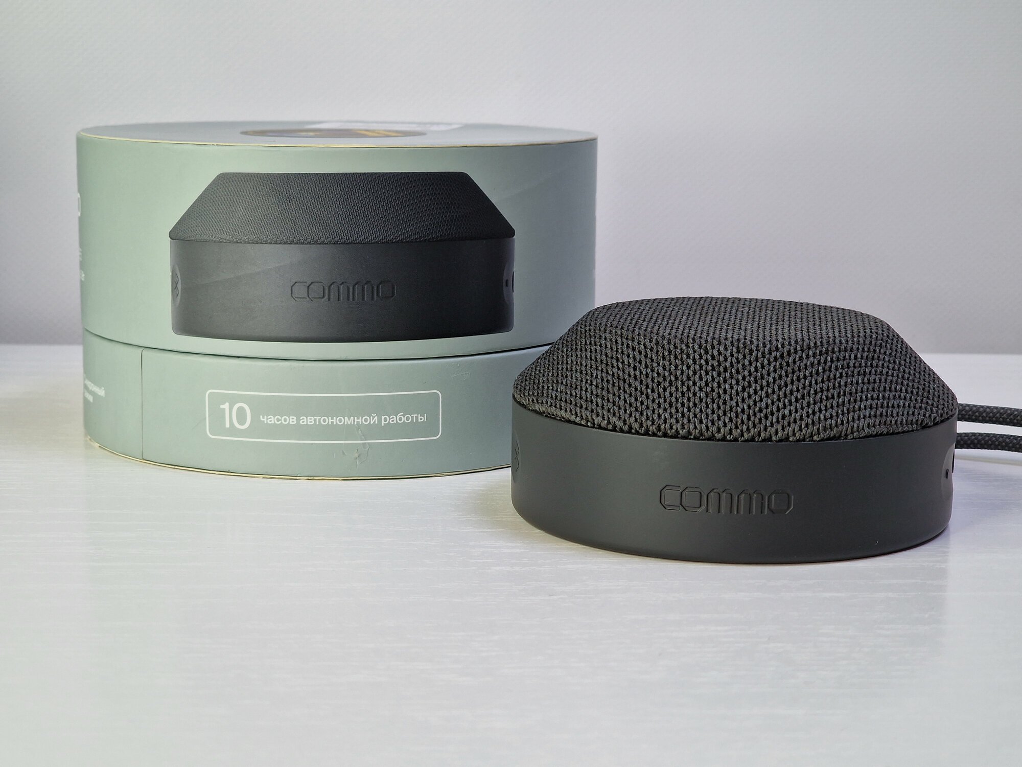 Портативная колонка Commo Stage 5 мощность 5Вт, Bluetooth, влагозащита, графитовая
