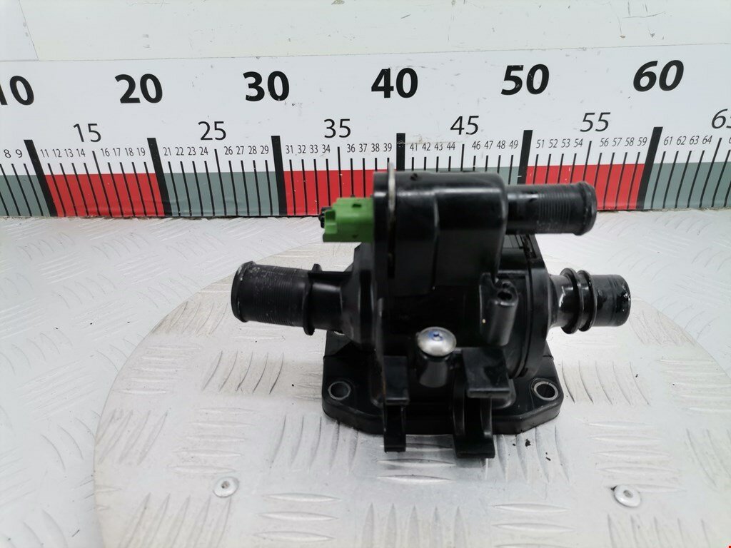 Корпус термостата Peugeot Partner 1 1633908 арт. 1664750