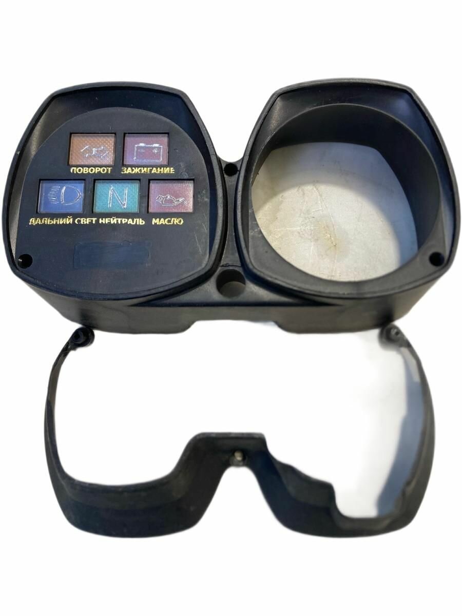 Корпус щитка приборов Иж