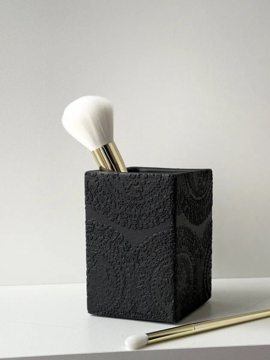 Стакан для кистей для макияжа и косметики Black Lace
