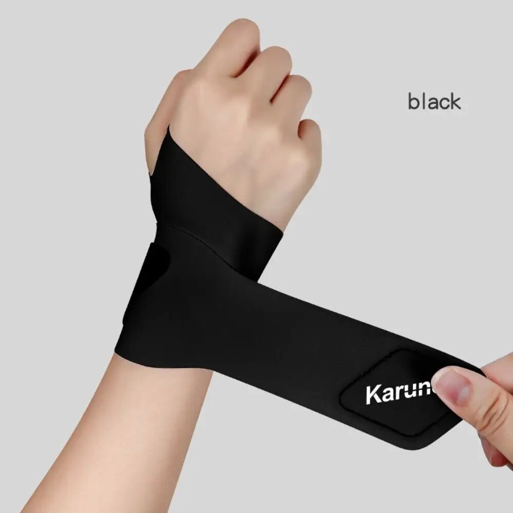 Черная спортивная защита запястья Karuna