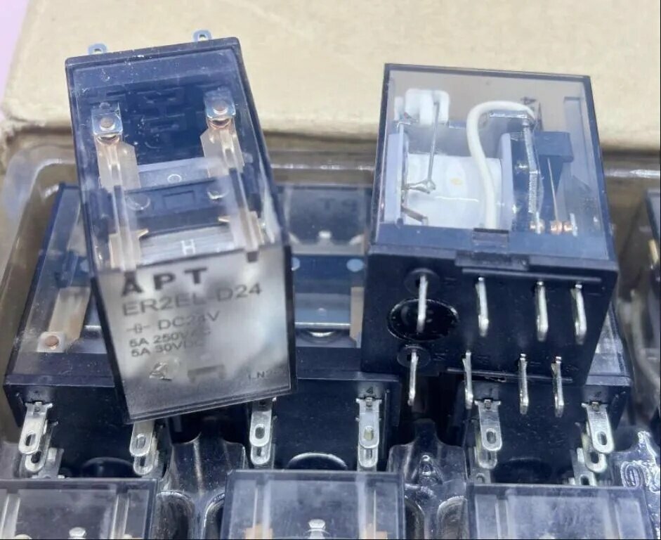 Новое ER2EL-D24 DC24V 24VDC