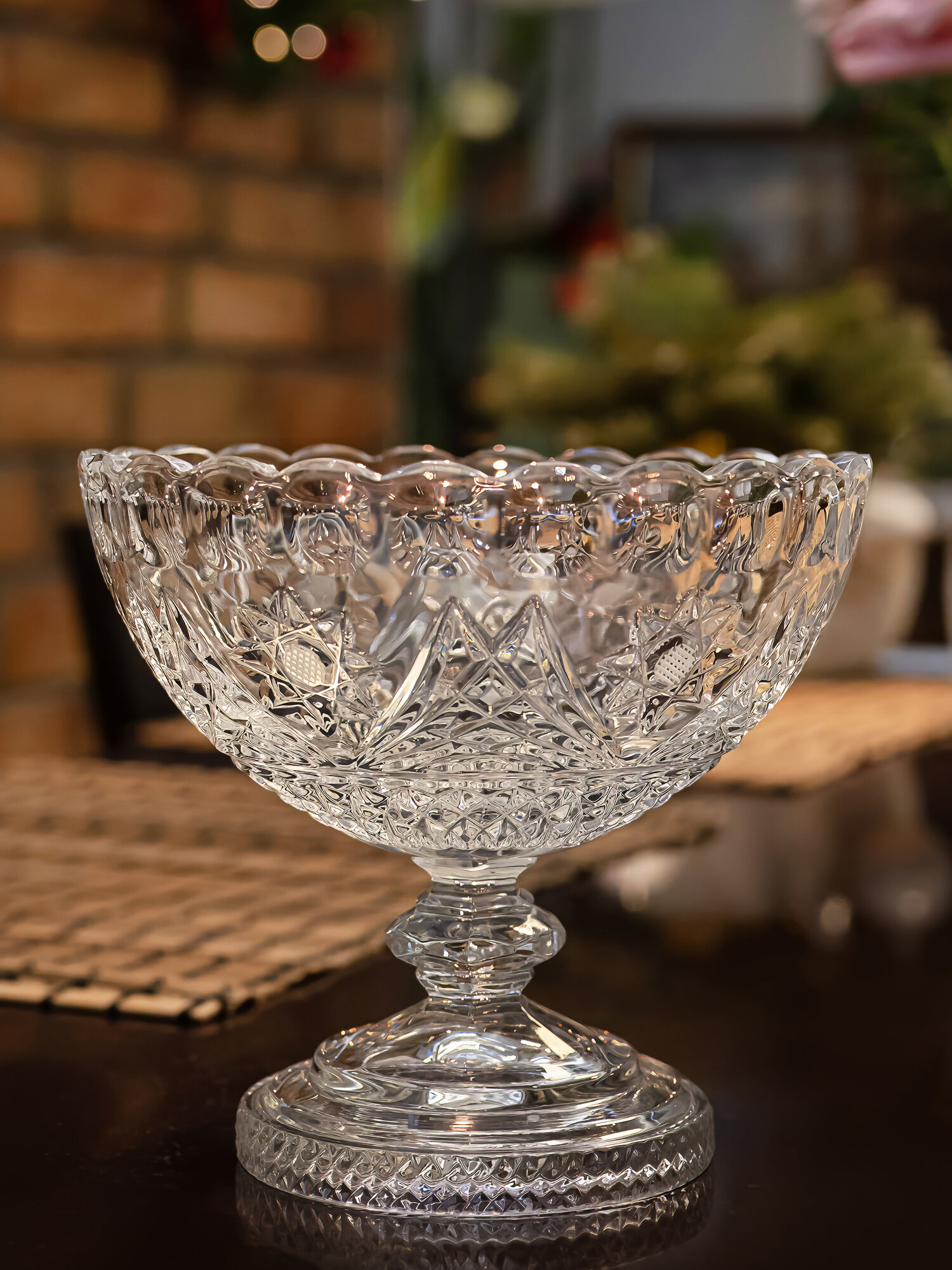 Ваза хрустальная на ножке для сервировки стола Неман 9962/2 800/119