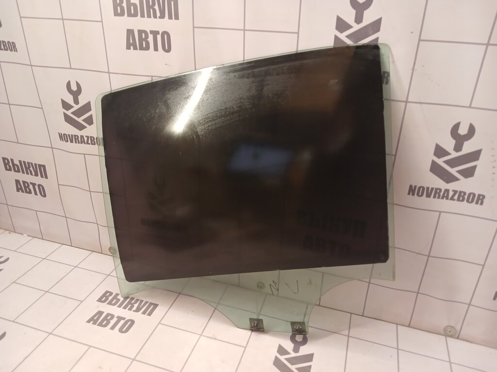 Стекло двери задней левой Renault Logan 2 14-18