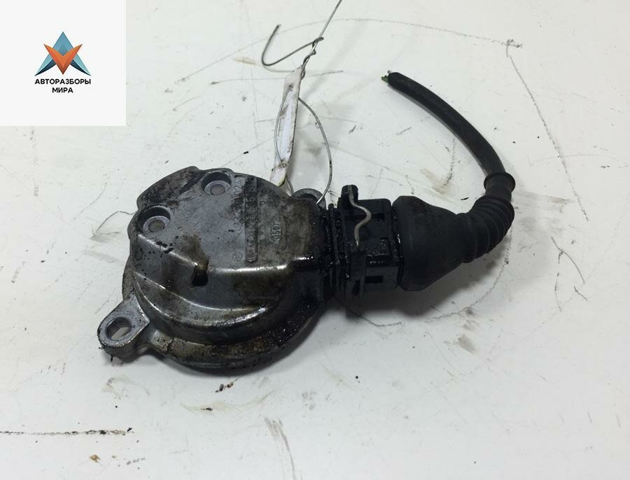 Датчик распредвала Volkswagen Passat B5 1998 0589058161B