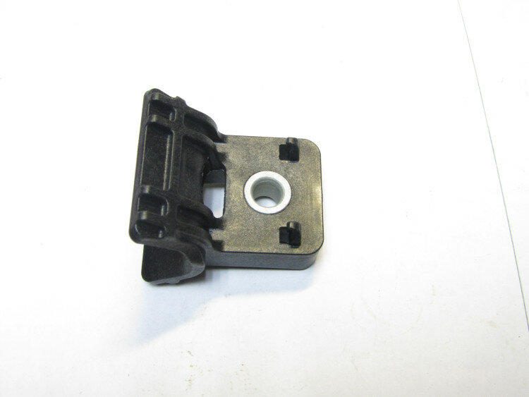 Кронштейн радиатора верхний 1310005 13250318 Шевроле Круз Опель Астра J, - General Motors