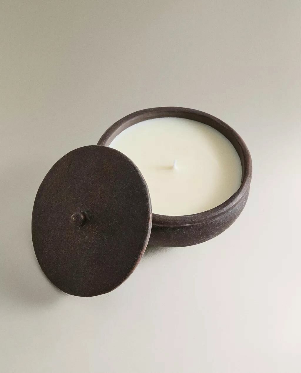 Ароматическая свеча ZARA HOME 3417/705/800 - аромат LEATHER AMBER (220 г), 15 х 10 х 10 см