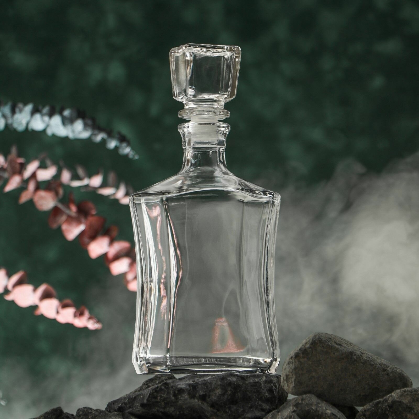 Графин стеклянный, штоф для водки, коньяка, воды, объём 0.5 л.