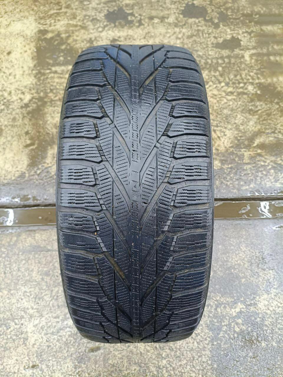 Шина БУ зимняя нешипованная Nokian Tyres Hakkapeliitta R2 SUV 255/55 R18 109R
