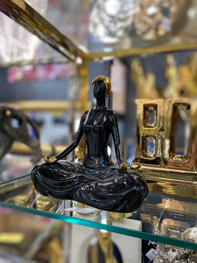 Статуэтка Девушка Casaentera CE02-787762 черный 180х110х200h