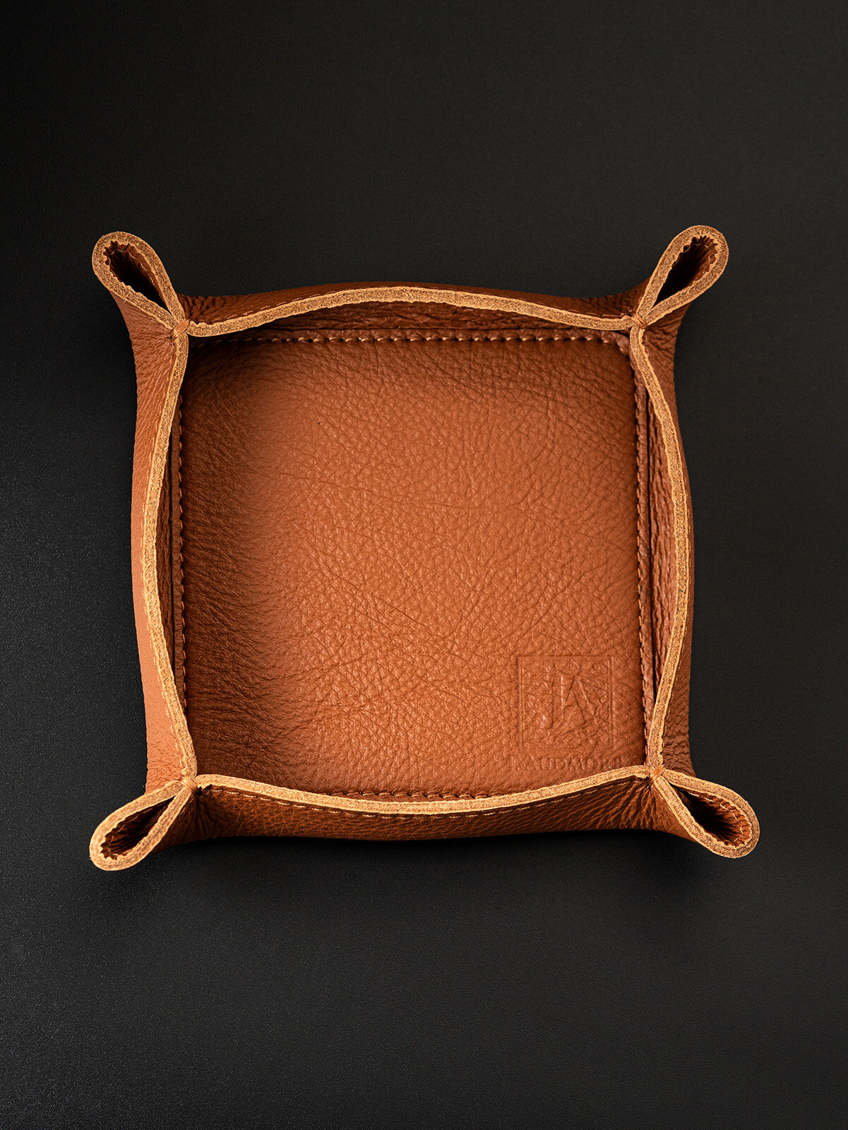 Лоток для бумаг из натуральной кожи Lotty Brendi Audmorr J, светло-коричневый 12х12 см