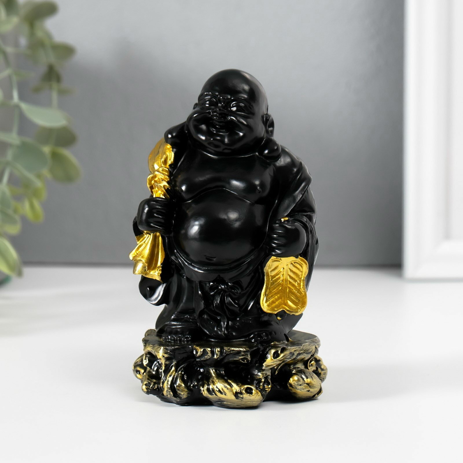 Нэцкэ фигурка полистоун "Хотей с золотым мешком и веером", чёрный 6.5x6.7x11.5 см