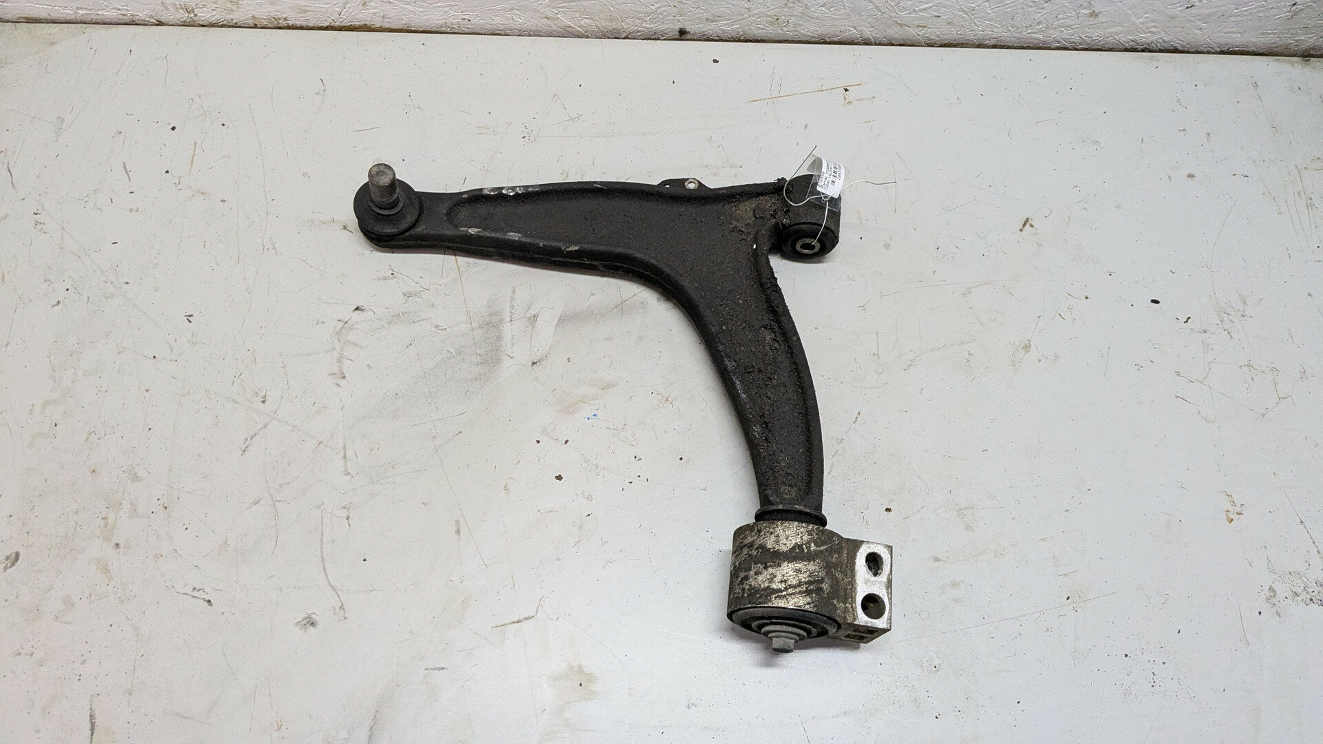 Рычаг подвески левый передний Opel Vectra C Б/У