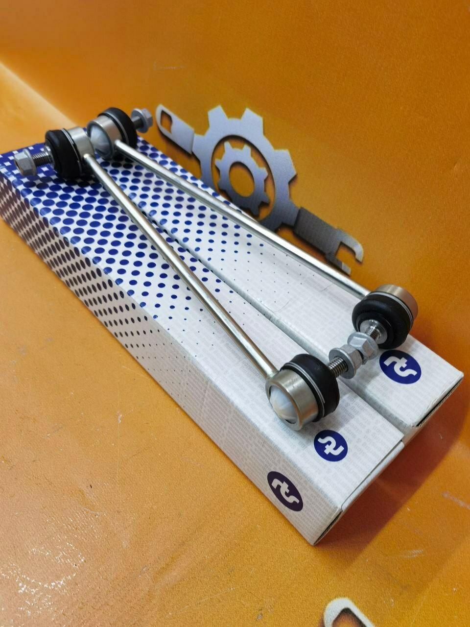 Стойки стабилизатора правая левая шкода рапид Skoda Rapid