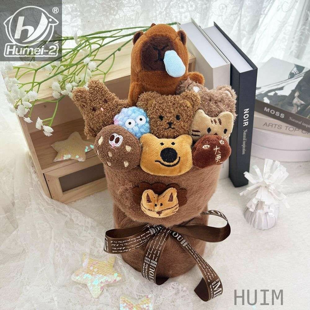 Мягкая игрушка с цветами/Букет из плюшевых игрушек "Капибала"