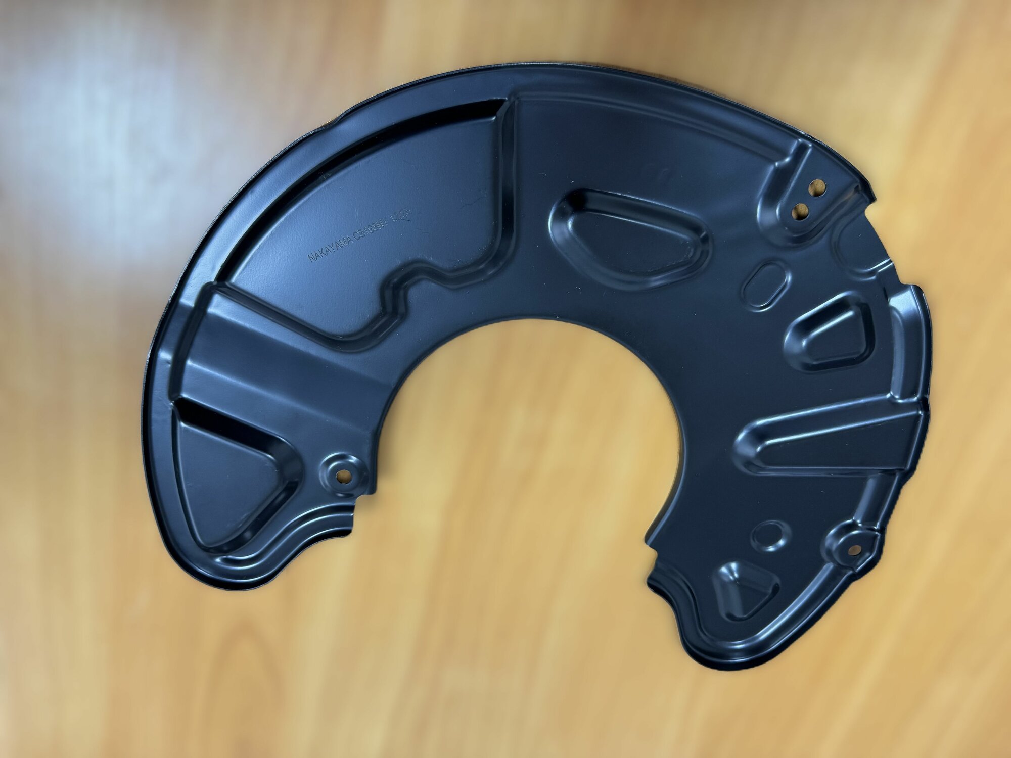 Кожух тормозного диска передний левый для MERCEDES C-Class (W204) 07-15, E-Class (W212) 09-16, GL