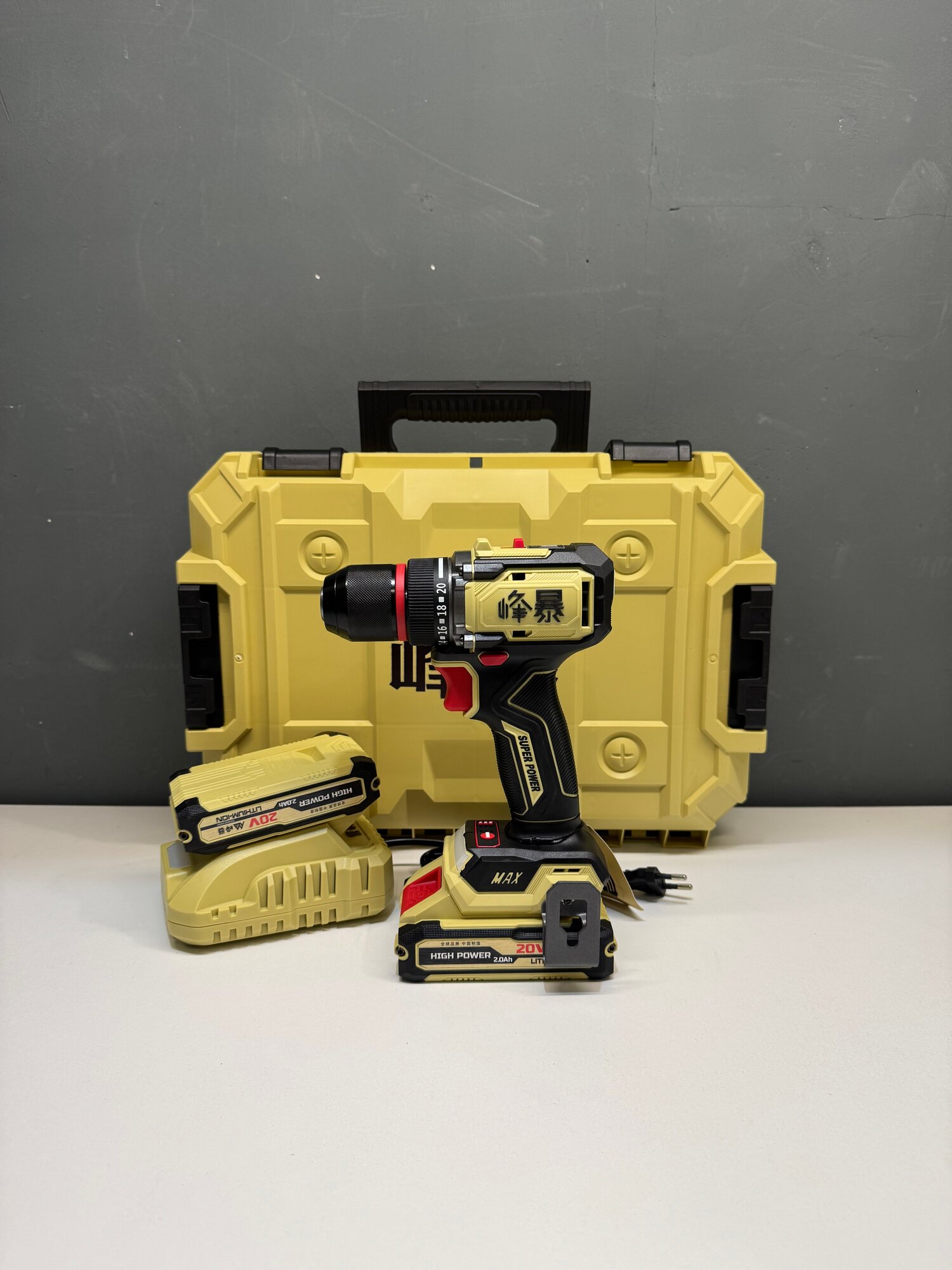 FBH20-13A Дрель-шуруповерт, 90Нм, 2000об/мин, 13мм, 2 АКБ по 2.0Ач, аккумуляторный бесщеточный, серия МАХ