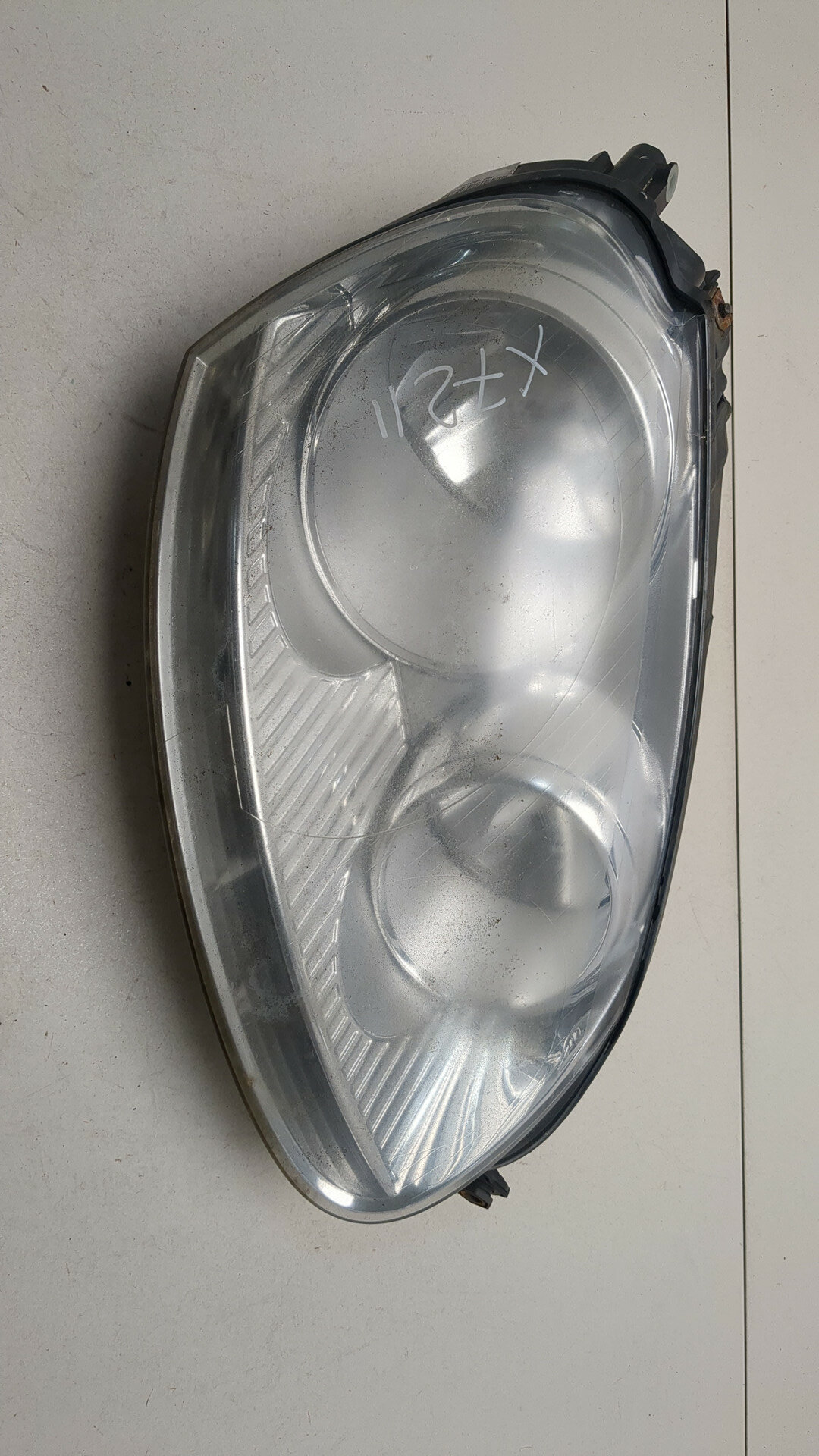 Фара (передняя) правая Volkswagen Golf 5 Б/У