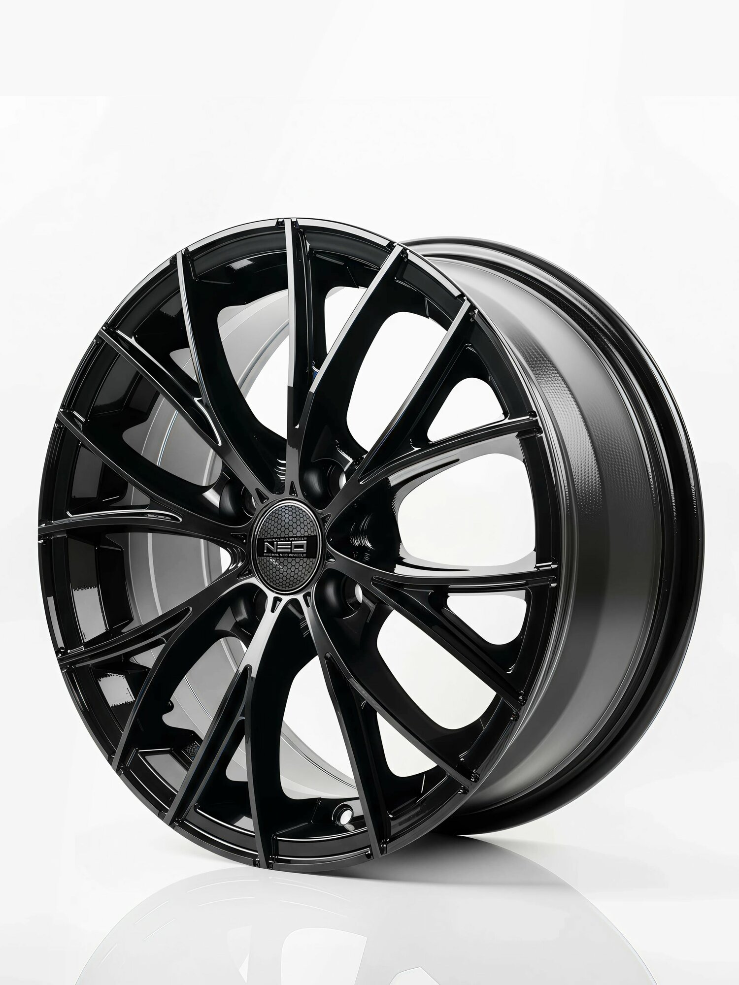 NEO 573 Колесный диск Литой 15x6 PCD 4х100 ET40 D67.1 BL