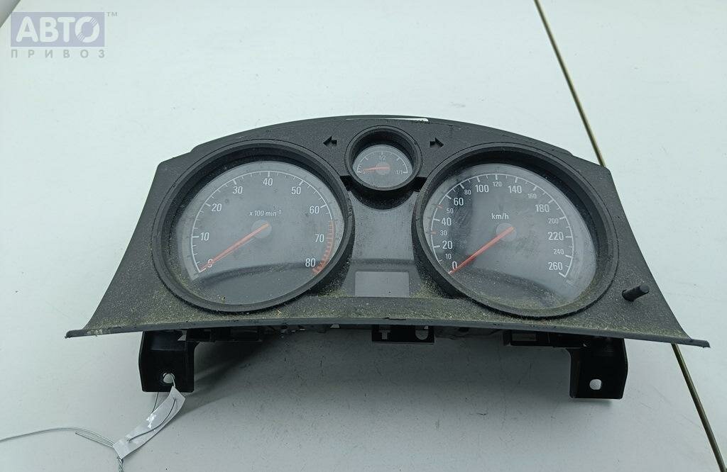 Щиток приборный (панель приборов) Opel Astra H (2004-2009)