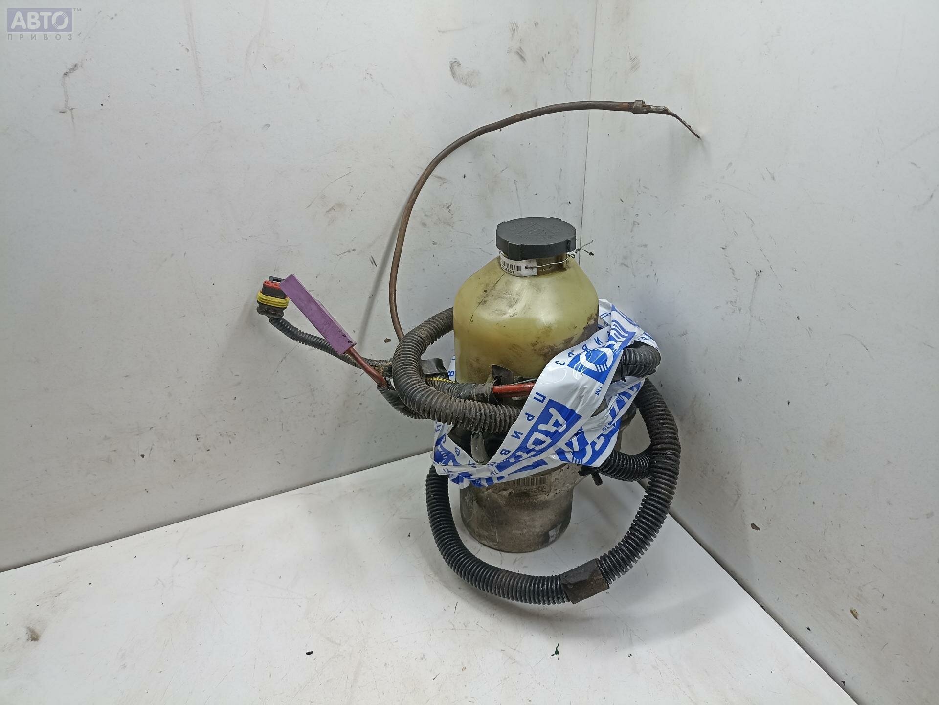 Насос гидроусилителя руля Opel Astra H (2004-2009)