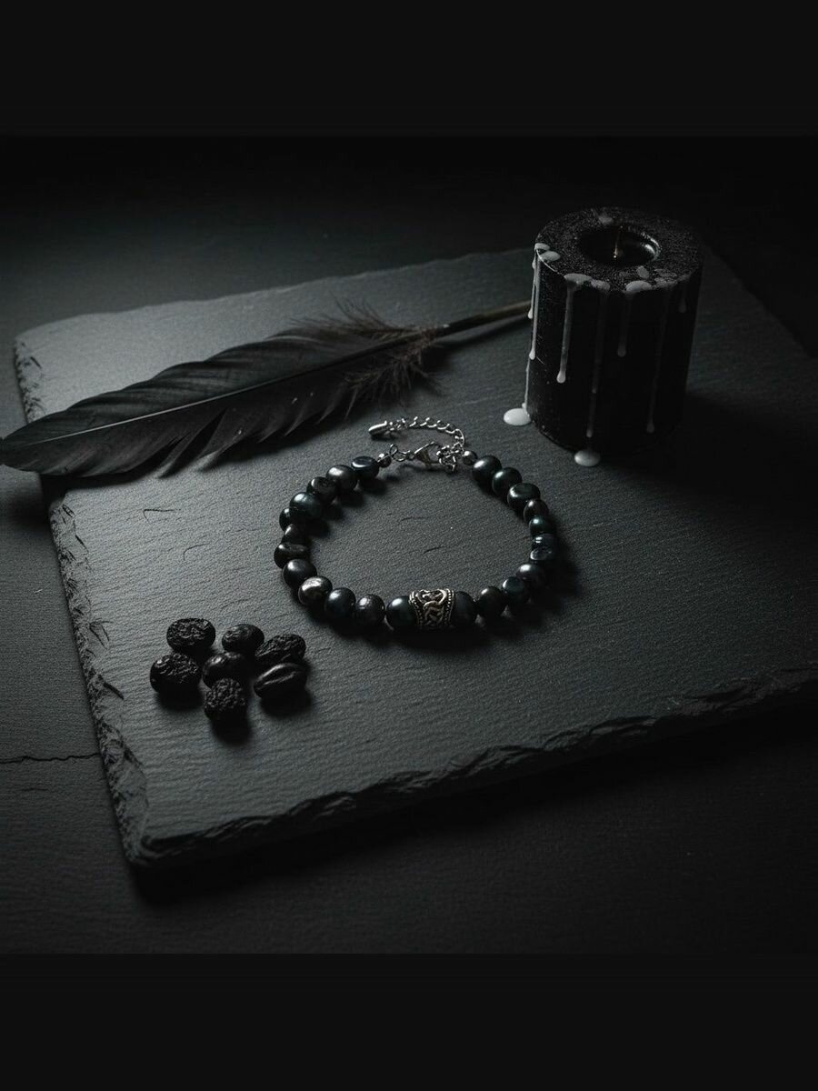 Авторский браслет-оберег из черного жемчуга с руной