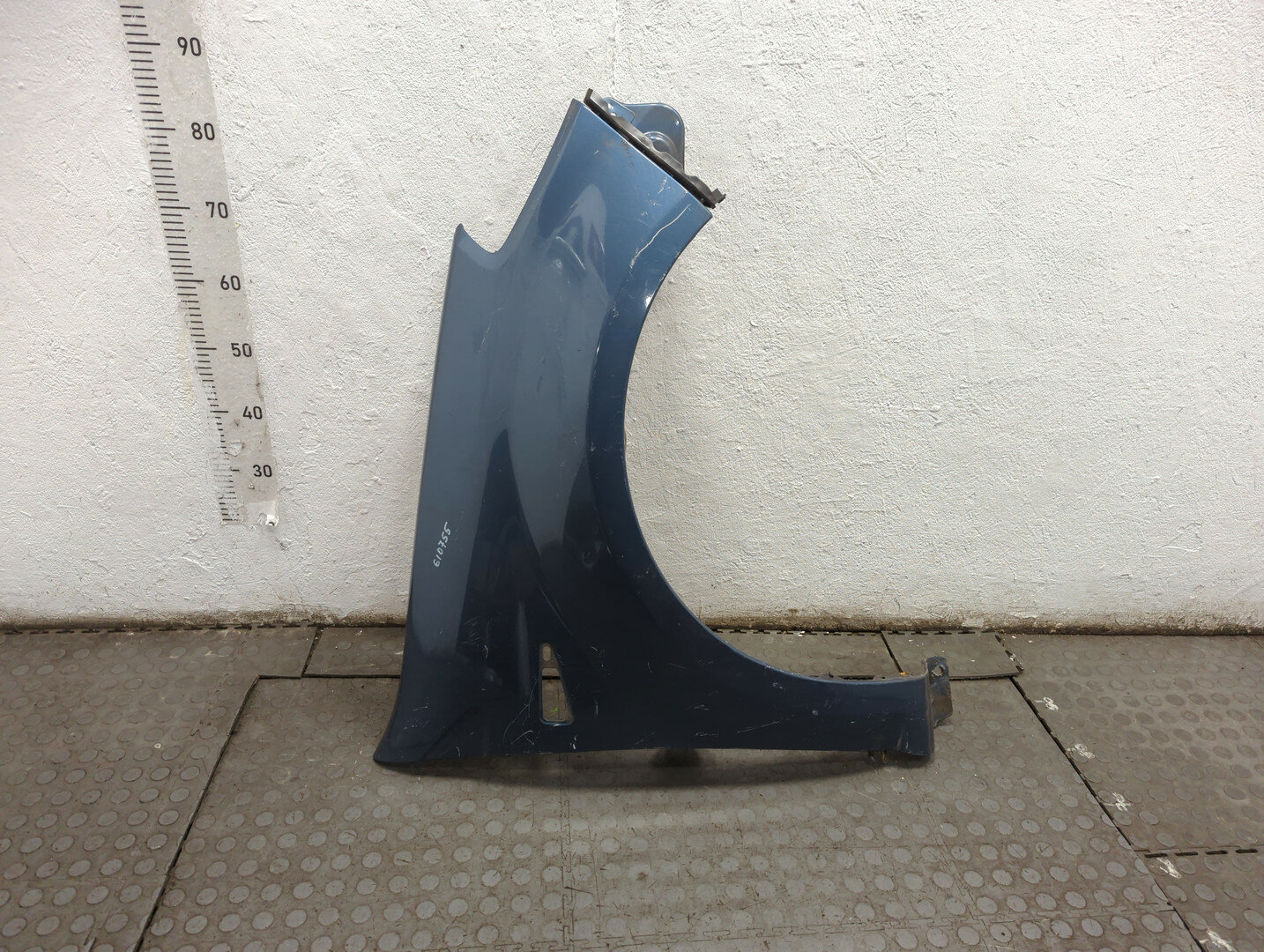 Крыло правое переднее Dacia Sandero Б/У