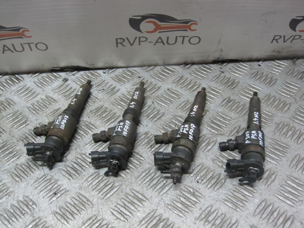 Форсунка дизельная 10FD17 Peugeot 307 1.4D 01-05 10FD17