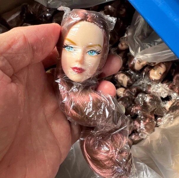 Кукольная голова Candy Sister 30 см с вьющимися волосами Brown hair