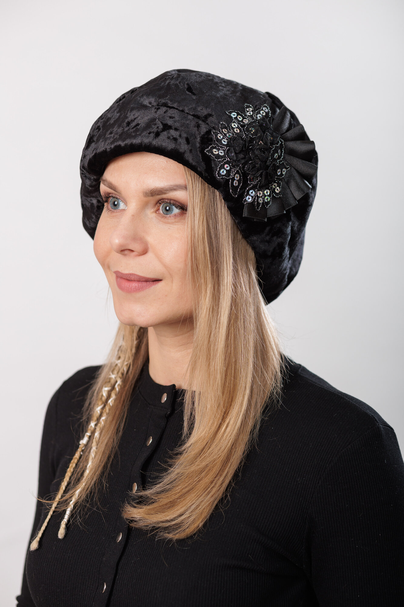 Шапка для женщин