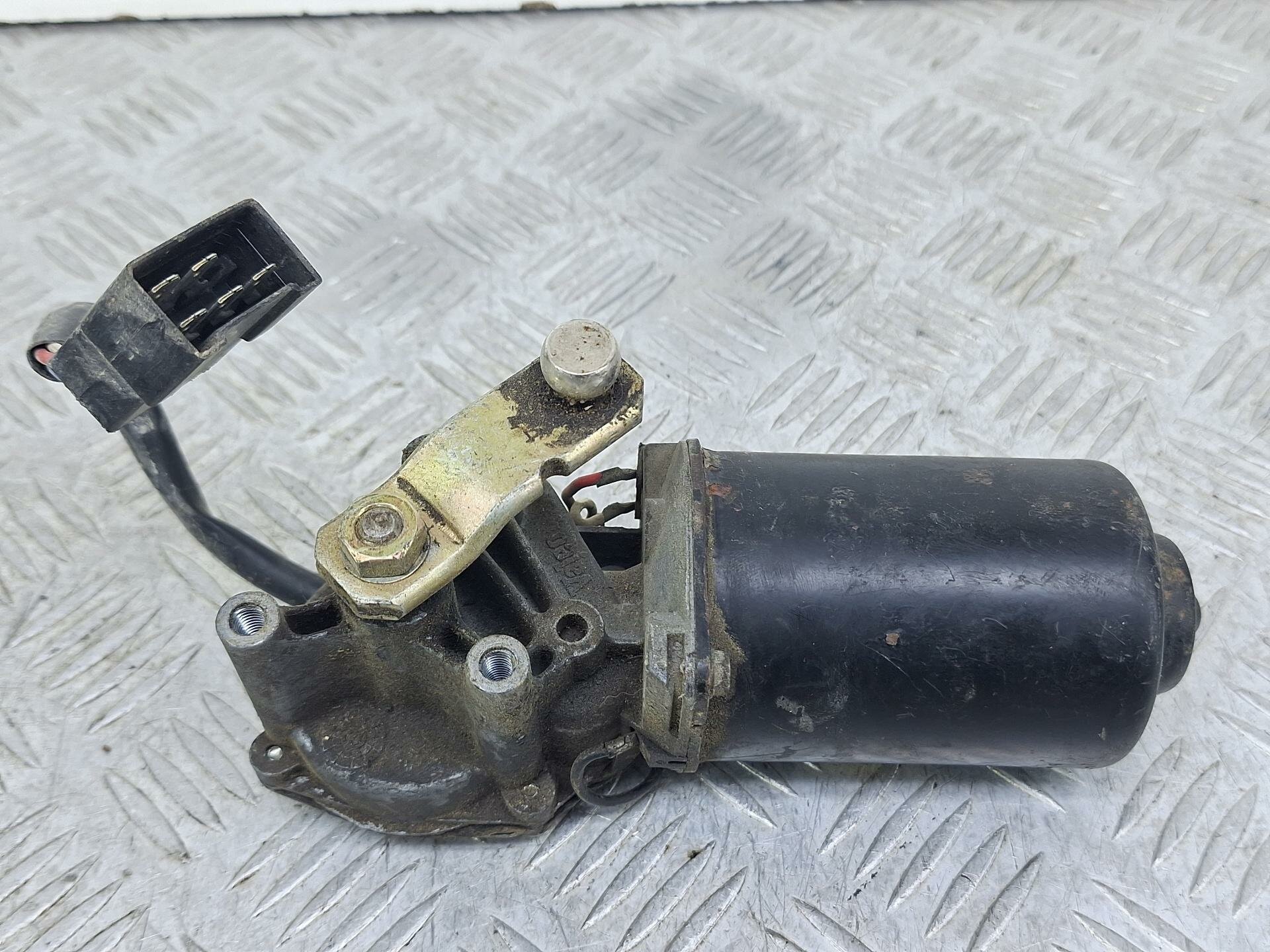 Моторчик трапеции дворников (стеклоочистителя) Mercedes-Benz Vito W638 (1996 - 2003)