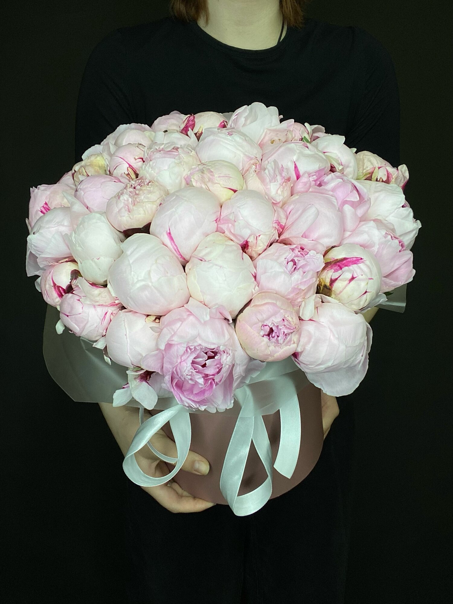 Коробка пионов