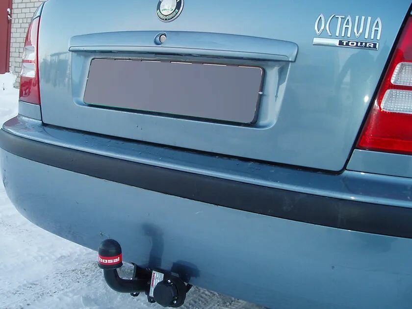 Фаркоп для Skoda Octavia А4 (1996-2010) лифтбек/универсал (включая комплектации Scout и Tour) "ORIS" 1909A