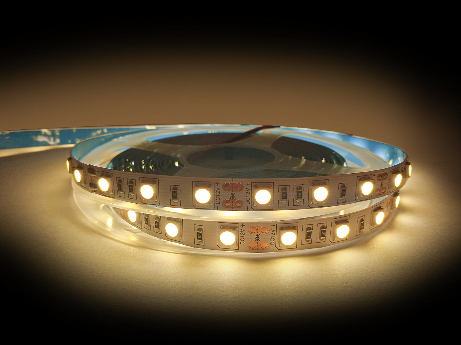 Светодиодная лента 5050 Standard 14,4 вт 12v 60 led 3000К 5м